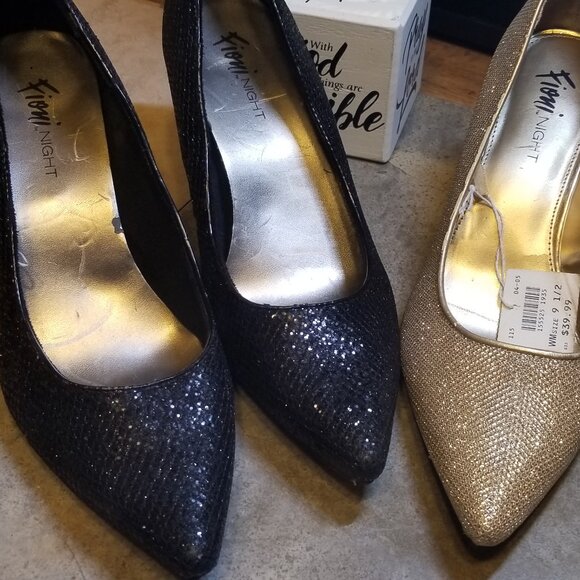 VINTAGE PAYLESS | Shoes | Evening Pumps Gold Nwt Vintage Payless From ...